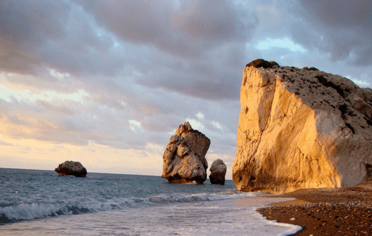 APHRODITE'S ROCK IN PAPHOS - Cyprus Traveller Guide